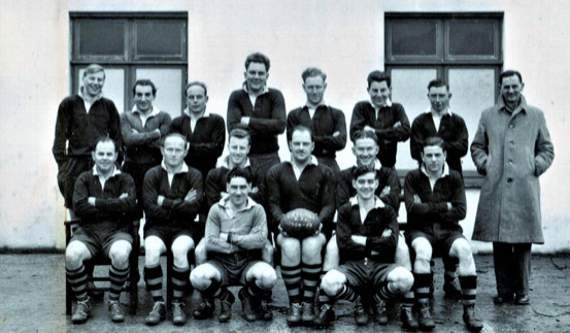 How did an England fullback come to make his debut for Crediton just ...