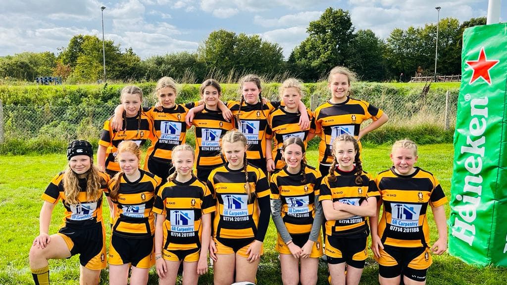 Crediton girls show community spirit and play great rugby ...