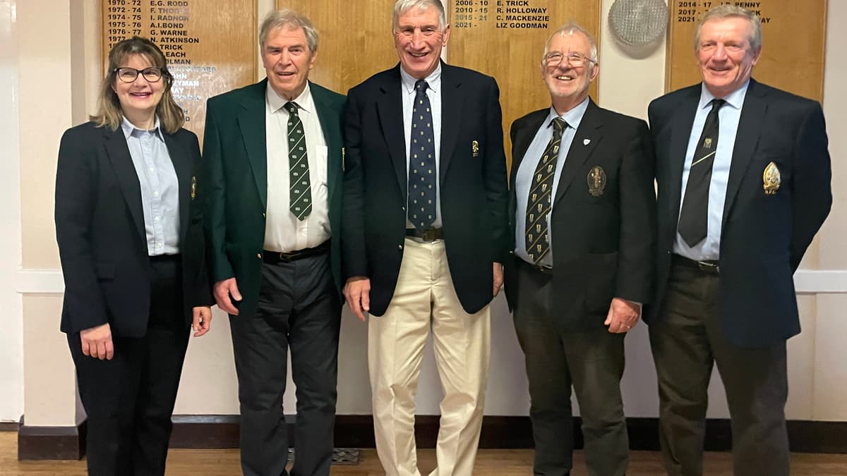 Crediton Rugby Club welcomed RFU President Nigel Gillingham OBE ...