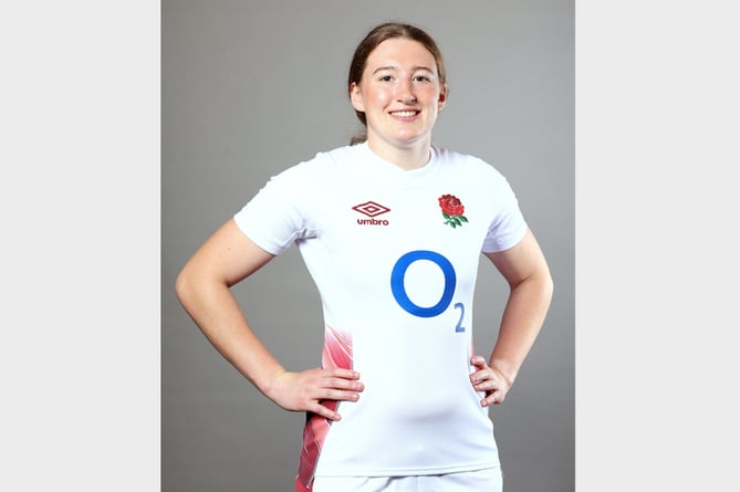 Crediton RFC visit for Red Roses Ace Emma Sing | creditoncourier.co.uk