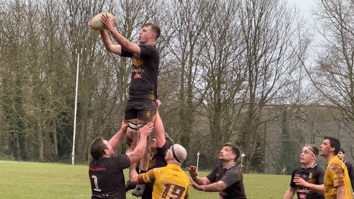 Crediton RFC dominated from start to finish | creditoncourier.co.uk
